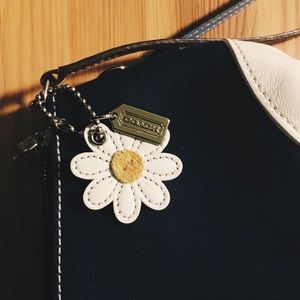 Coach | Bags | Coach Vintage Mini Daisy Clutch | Poshmark